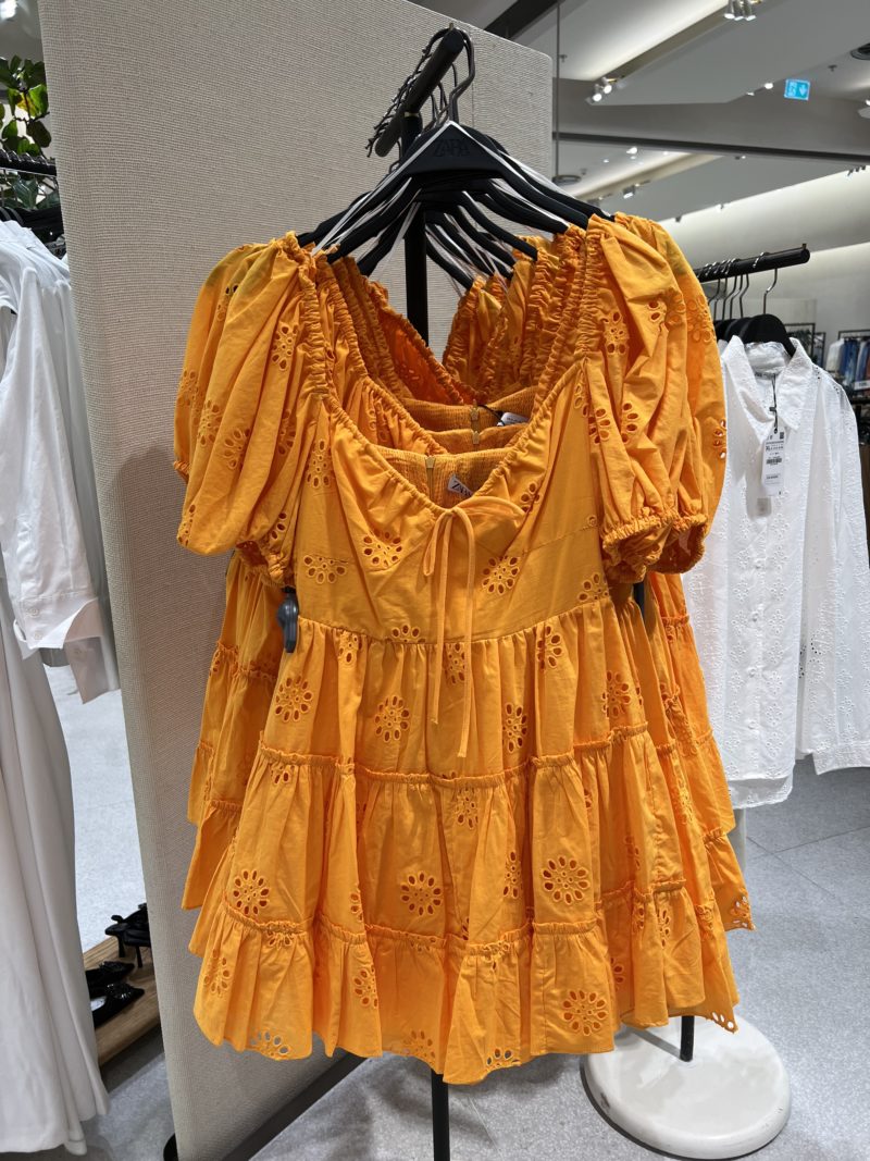 Color Trends 2022: How to Wear Bright Colors | Personal Stylist ...